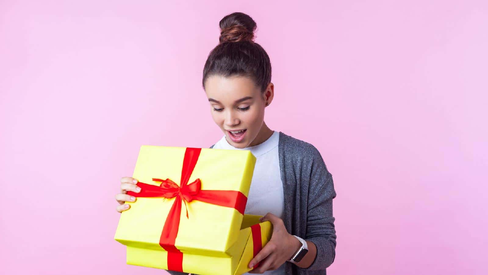 5 idées cadeaux pour l'anniversaire de votre ado - ADICIE